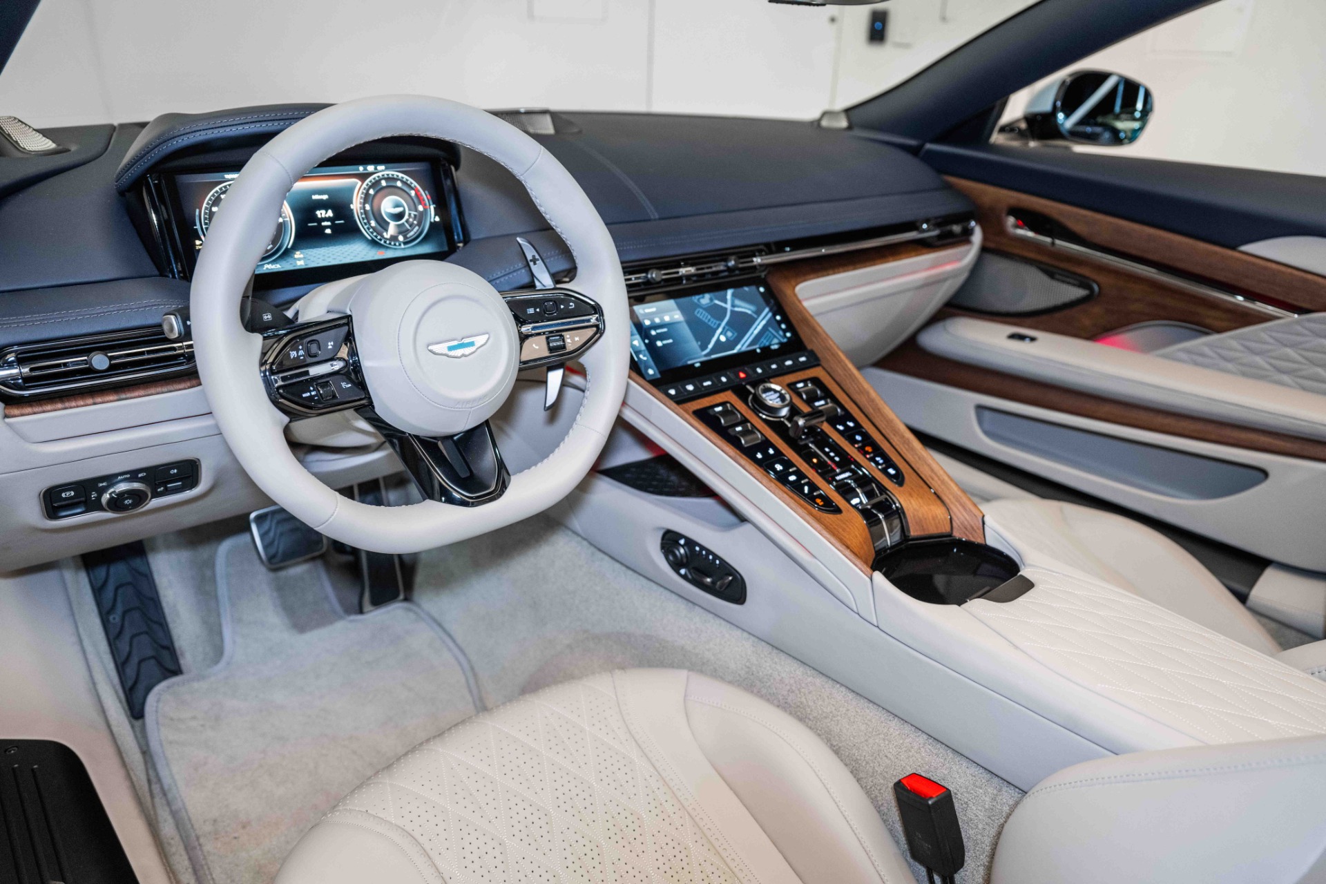 Aston Martin Dbs Interior 2024
